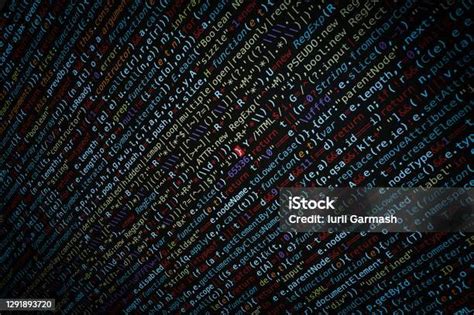 내 자바 스크립트 코드 컴파일 된 디지털 화면 랩톱 개념에 코드를 작성합니다 가상현실에 대한 스톡 사진 및 기타 이미지 가상