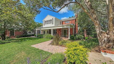 1718 Bay View Dr Sarasota Fl 34239 Mls A4584663 Zillow