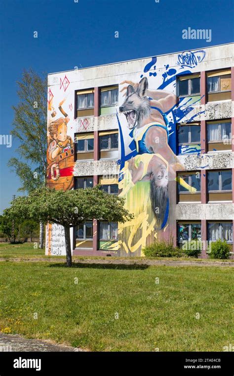France Allier Lurcy Lévis Street Art City This Former France Telecom Training Center Has