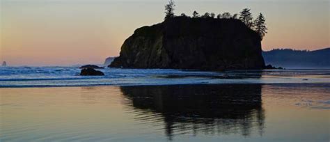 110 Beautiful Sunset At Ruby Beach In Olympic National Park Stock