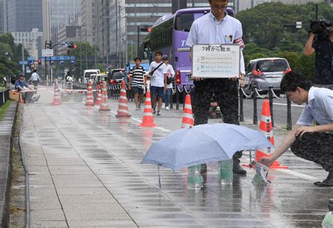 五輪暑さ対策で実証実験 東京都歩道に散水 サッと見ニュース 産経フォト