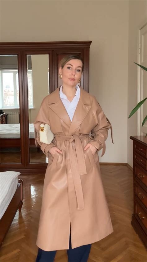 ЖІНОЧИЙ ОДЯГ СУКНІ КОСТЮМИ РОЗМІРИ Xs Xl Шкіряні тренчі завжди в тренді ще й на великій