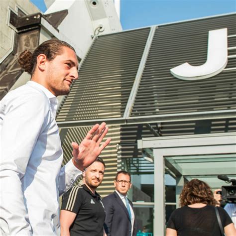 Adrien Rabiot Toutes Ses Photos Sur Télé Loisirs