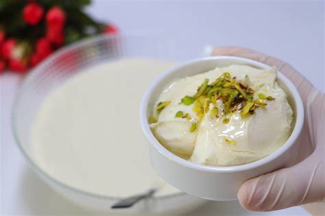 القشطة البيتية الكريمية لكافة انواع الحلويات بسبوسة كنافة جلاش قطايف