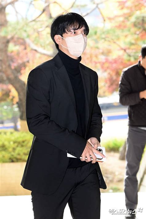 9억원 돌려받아야 이승기vs후크 소송 막바지…내달 4일 선고