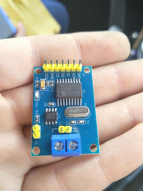 ebay can bus pcb has an unlabeled crystal i was expecting to see 8mhz am i missing something