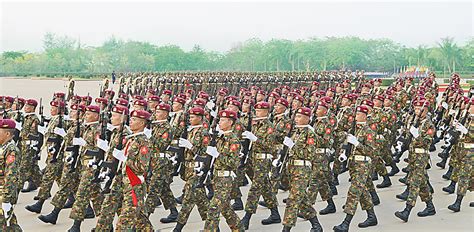 ၇၈ နှစ်မြောက် တပ်မတော်နေ့စစ်ရေးပြ အခမ်းအနား ကျင်းပမှု ဓာတ်ပုံမြင်ကွင်း