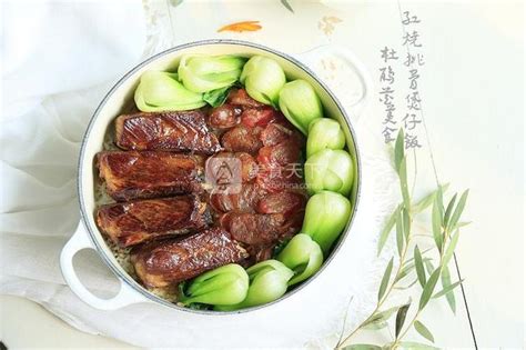 紅燒排骨腊味雙拼煲仔飯 每日頭條