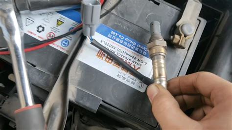 网传只要是氧传感器导致的发动机故障灯亮清洗下就好了是真的吗 汽车 汽车保养 好看视频