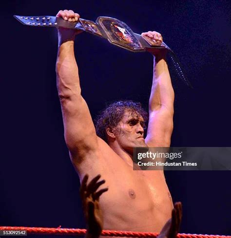 The Ring Of Steel Photos And Premium High Res Pictures Getty Images