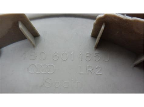 Hub cap Audi A4 - 4B0601165J - AP Autos | ProxyParts.com