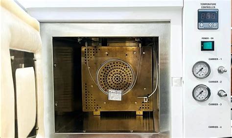 Ac 230v 50hz Cabinet Ovens GC COLUMN CONDITIONING OVEN At 100000 In Vadodara