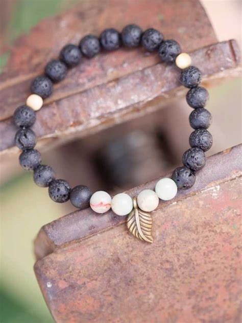 7 Chakra Bracelet Meanings And Types Of Chakra Bracelets