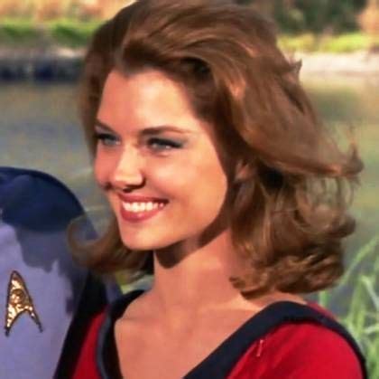Emily Banks As Yeoman Barrows Star Trek Star Trek Star Trek Crew