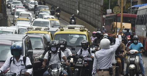 Mumbai Seat Belts Mandatory For All Car Passengers November 1 Say Traffic Police