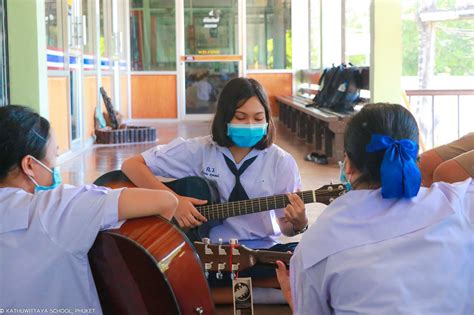 🔵🔴หลังเลิกเรียนนักเรียนกะทู้วิทยาก็จะพ โรงเรียนกะทู้วิทยา