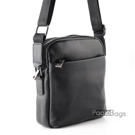 МЪЖКИ ЧАНТИ Мъжка чанта от висококачествена естествена кожа за през рамо без капак стилен и