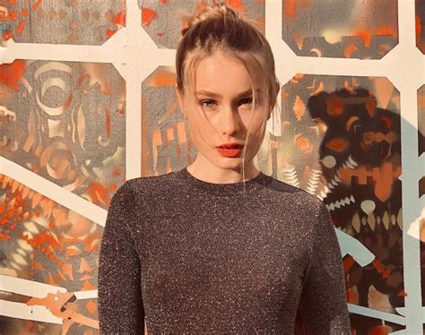 Choosing Foreign Girls For Marital Relationship Not Too Big To Fail