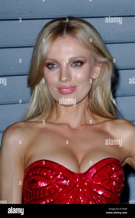 Los Angeles California Usa 10th June 2014 Bar Paly At Arrivals For