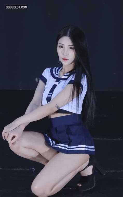 포토타임 걸크러쉬 보미