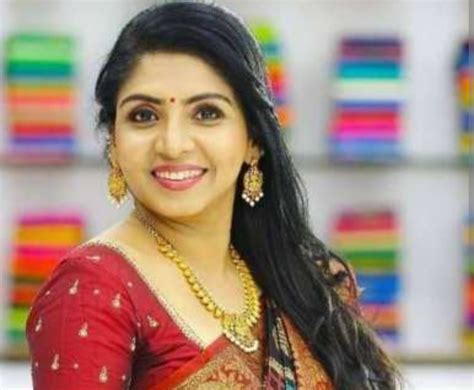 மாலத்தீவில் அந்த மாதிரி ஆட்டம் போட்ட எதிர்நீச்சல் சீரியல் பிரபல நடிகை வைரலாகும் வீடியோ