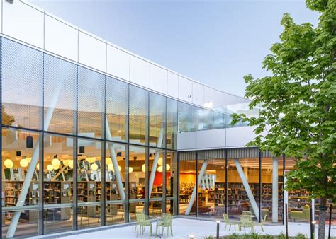 Zas Creates Toronto Library With Curved Walls And Slanted Windows