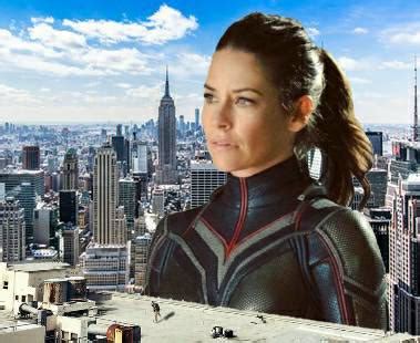 Giantess Evangeline Lilly By Redgyre On Deviantart