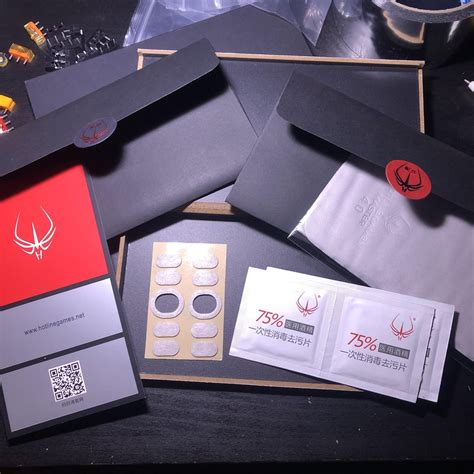 Classiest Mouse Feet Packaging Hotline Master Rmousereview