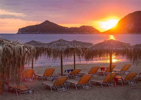 Agios Georgios Pagon Beach Una Dintre Cele Mai Bune Plaje Din Nord