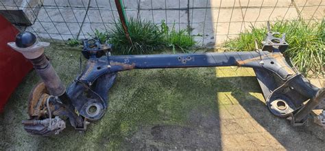 Заден мост за Голф 4 Мостове предни задни Резервни части консумативи аксесоари С