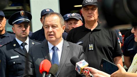 Дачић У великој акцији Армагедон ухапшено седам особа осумњичених за педофилију — Rt Balkan