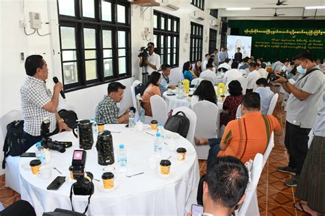 ရန်ကုန်မြို့တွင်းပြေးဆွဲနေသော Ybs ခရီးသည်တင်ယာဉ်လိုင်းများတွင် Qr Code စနစ်ဖြင့် ယာဉ်စီးခပေးချေခ