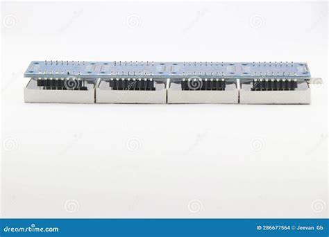 Pantalla De Matriz De Puntos Led Conectada En Serie Que Se Puede Interconectar Con