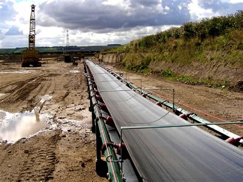 Hanson Aggregates Ground Conveyor — Atherton Material Handling