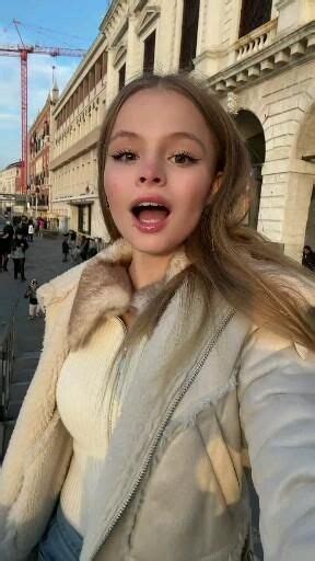 [Видео] «Полина Вэлл в 2024 г Иллюстрации девочек