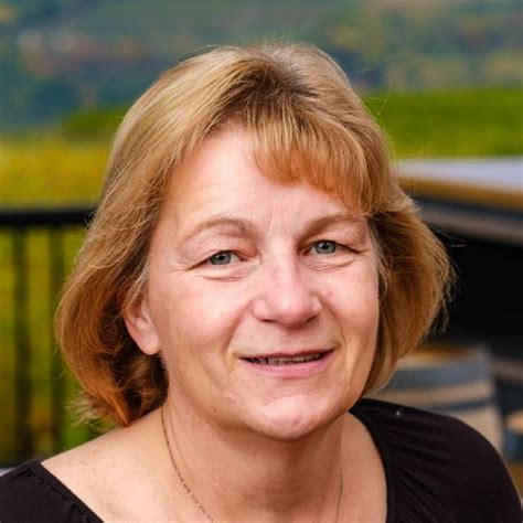 Vicki Gardner Lakewood Vineyards