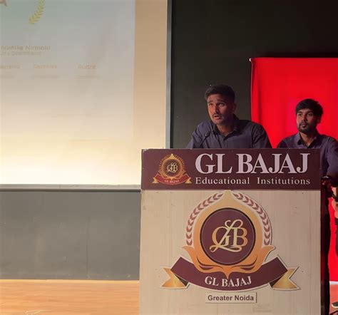 Anchoring Vividhataclub Glbajaj Growth Leadership Ritesh Kumar Yadav