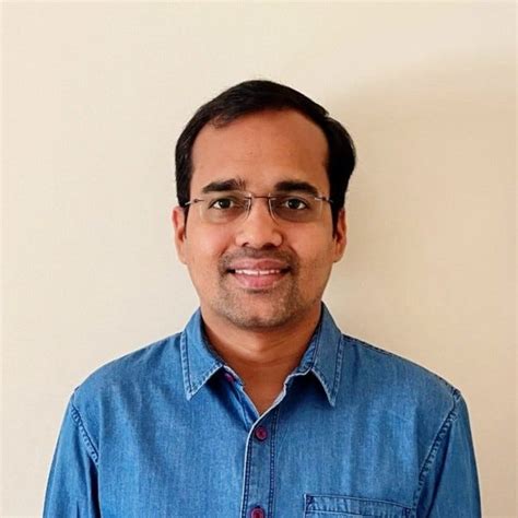 Naveen Pandava Medium