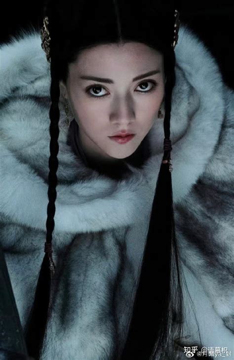 《封神第一部》妲己是谁？混血美女娜然撞脸热巴，告白气球mv女主 知乎