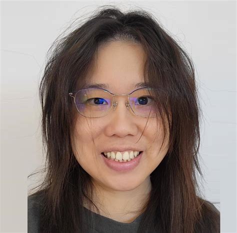 賴苡任（安迪） 紀念國父 孫中山先生160歲誕辰 遇國父曾侄孫女 孫雅麗女士 Facebook