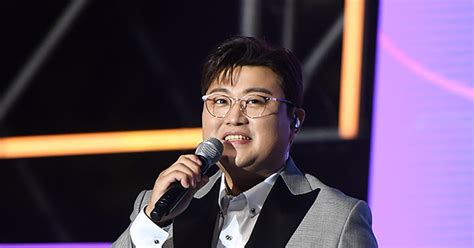 김호중 ‘슈퍼 클래식 노개런티 출연주관사 측 “해외 많은 아티스트 입국공연 안 하면 망신”