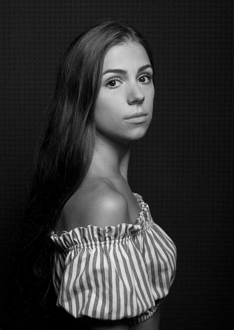 Cezara Munteanu Gala Hop