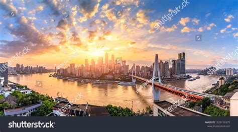 Modern Metropolis Skyline Sunsetchongqingchinachongqing Panorama Stock