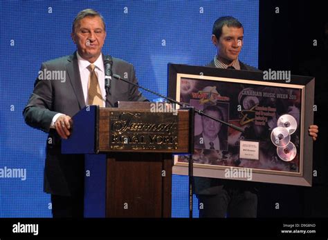 Bill Evanov Accepting The Allan Waters Lifetime Achievement Hall Of