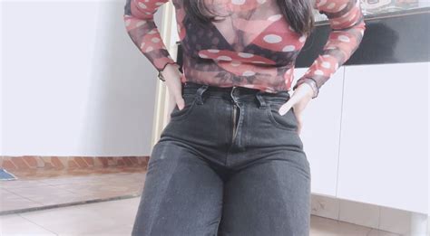 Wetting And Rewetting Custom Chiara And Yumi Exploring Fetishes Clips4sale