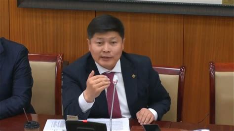 Д Цогтбаатар Vs Х Нямбаатар авлига ба дунд шатны албан тушаалтнууд Youtube