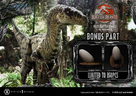 Jurassic Park Iii Velociraptor Female Bonus Version — Secret Compass