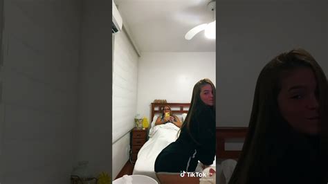 Mel Maia DanÇando Funk SÓ De Calcinha Youtube