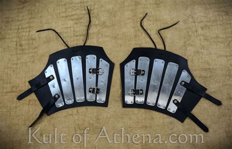 Splinted Plate Bracers