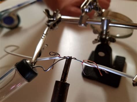 How To Fix Broken Headphones